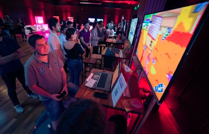 ¿Cómo es la escena actual de videojuegos? Marcos Ribatto Crespo ...