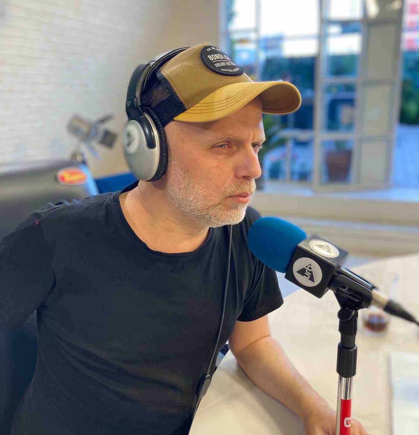 ¡Las arengas de Seba en la apertura de Vuelta y Media! - Urbana Play 104.3