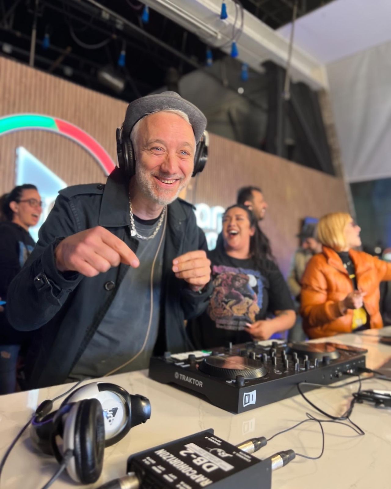 DJ Coco armó alta fiesta en #Perros2022 - Urbana Play 104.3