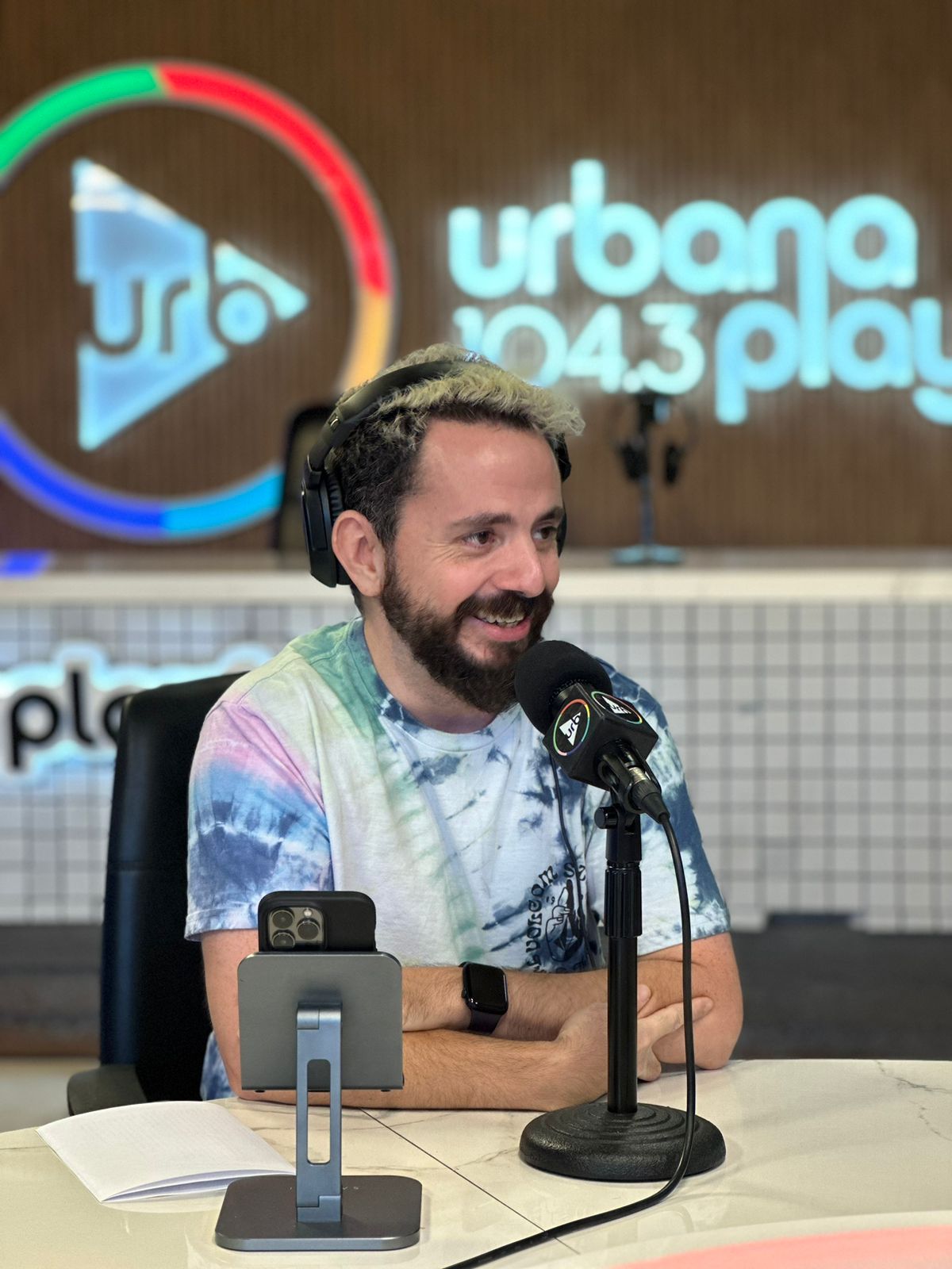 Pablo Molinari en #VueltaYMedia: canciones que siempre cantamos mal ...