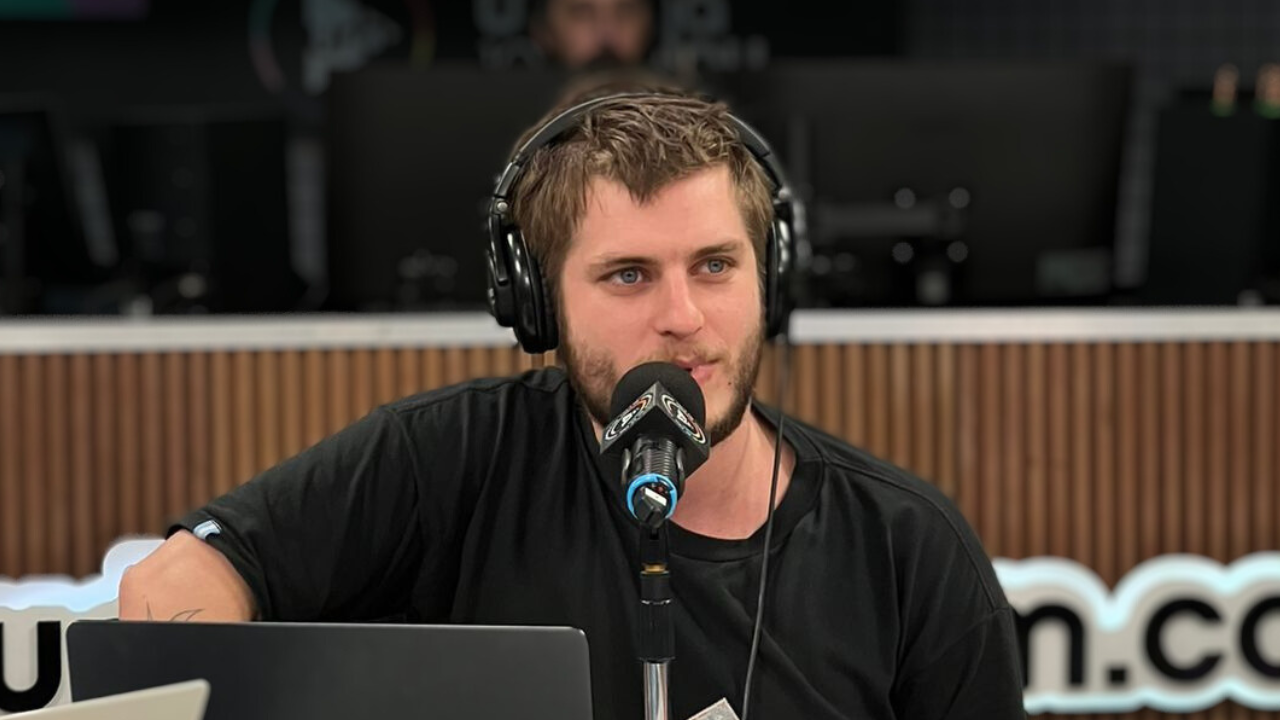 Marcos Aramburu: símbolos patrios y el sentimiento de nacionalidad en # ...