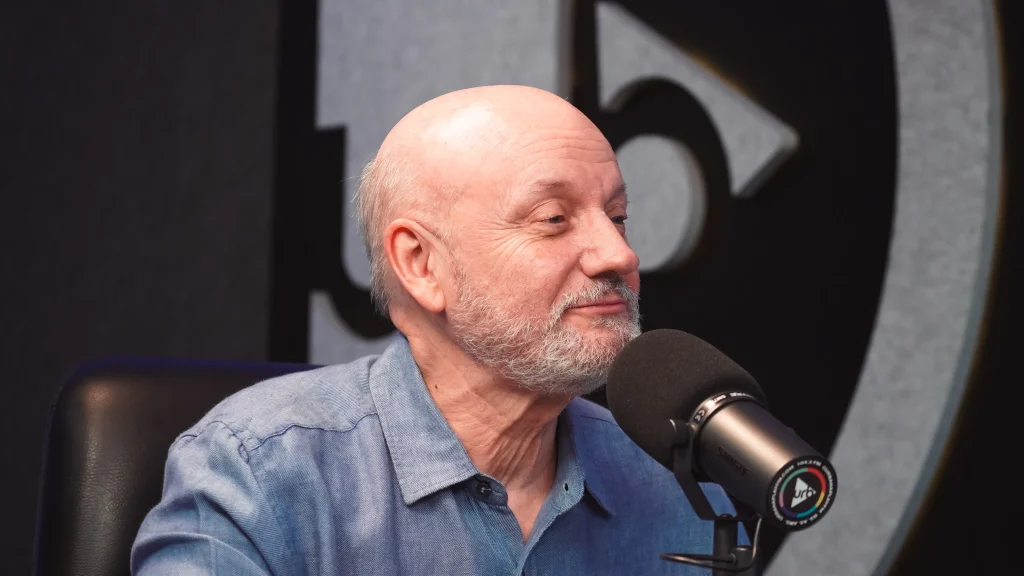 "Argentina es un loop eterno": Juan José Campanella sobre el cine en #Perros2025 - Urbana Play 104.3